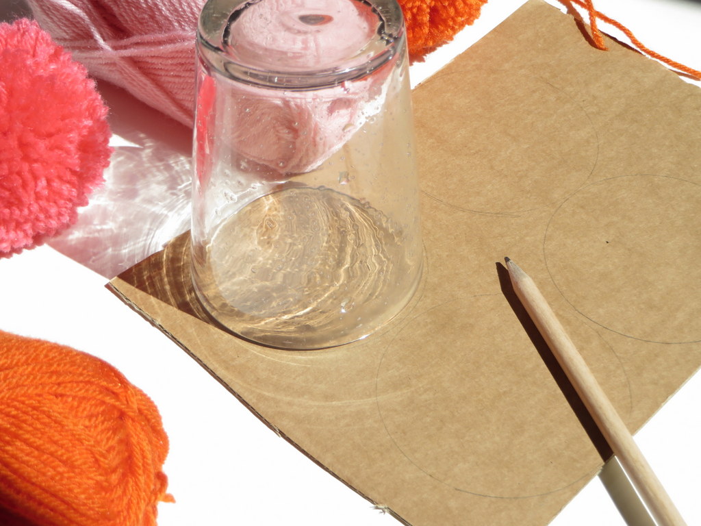 Faire un pompon en 5 minutes - Joli Place