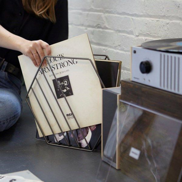 Des solutions déco pour ranger vos vinyles