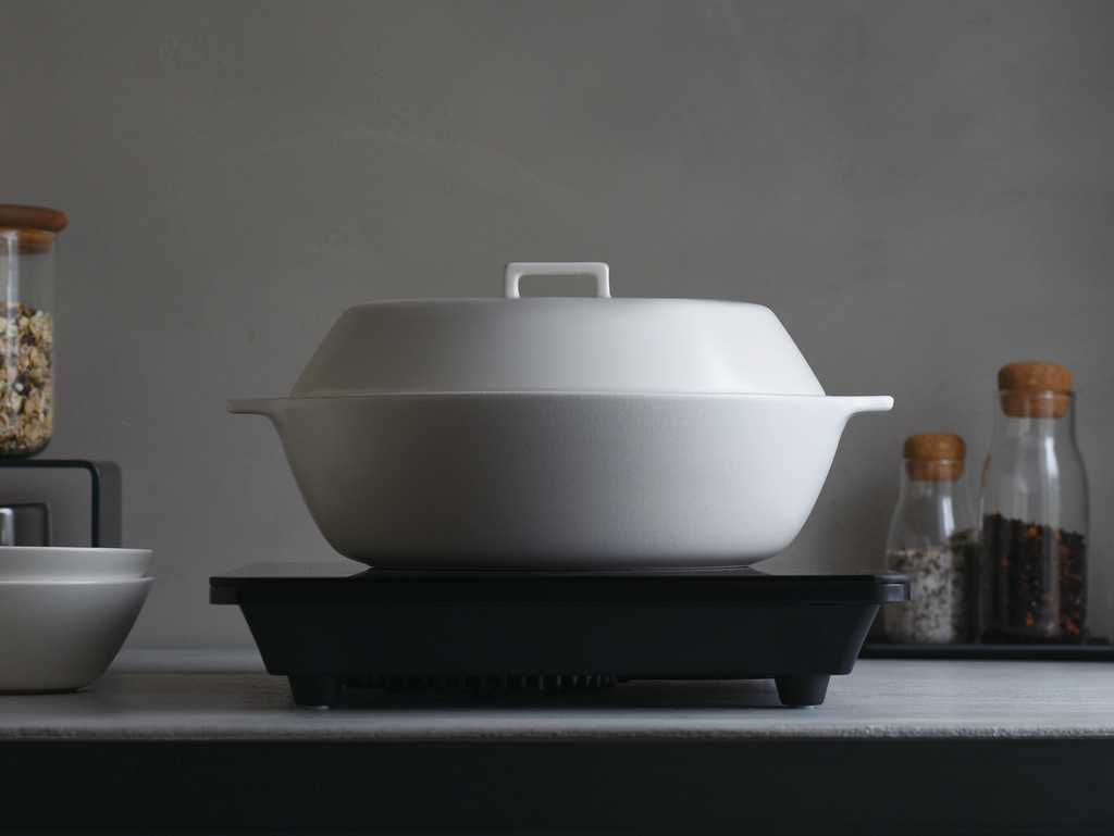 Des casseroles qui ne dénotent pas sur la table - Joli Place