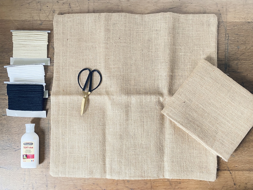 Coussin arty DIY : un tutoriel facile et rapide - Joli Place