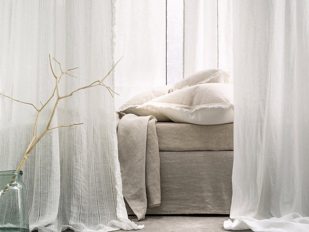 Voilage en lin naturel ou coton : des modèles aériens - Joli Place