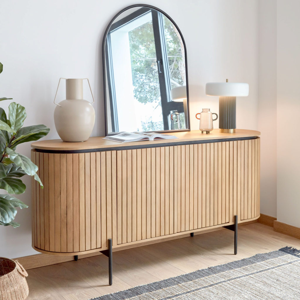 Buffet de forme arrondie : des courbes et des lignes - Joli Place