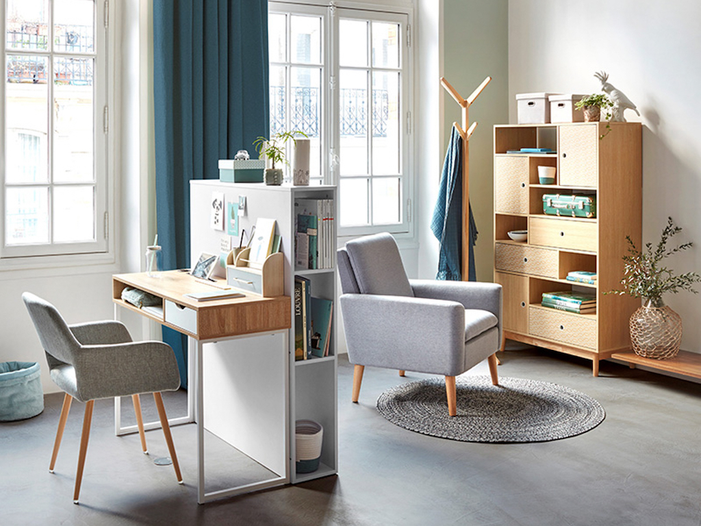 Un bureau avec cloison de séparation dans la maison - Joli Place