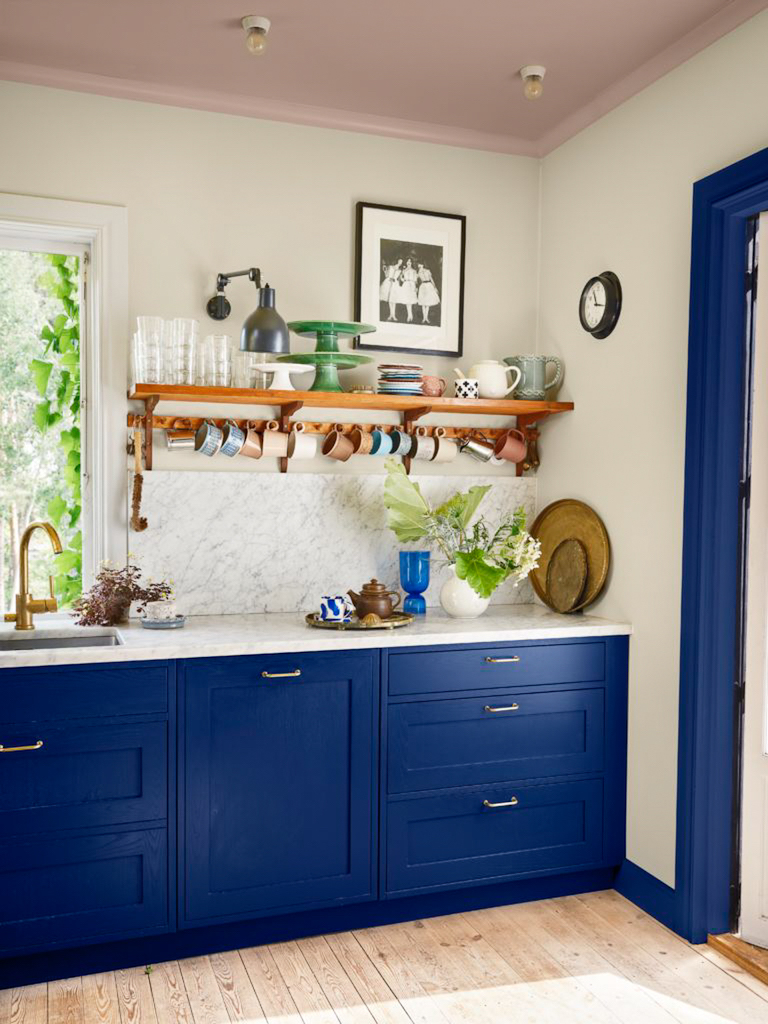 Cuisine bleu indigo : des inspirations pour vous lancer - Joli Place